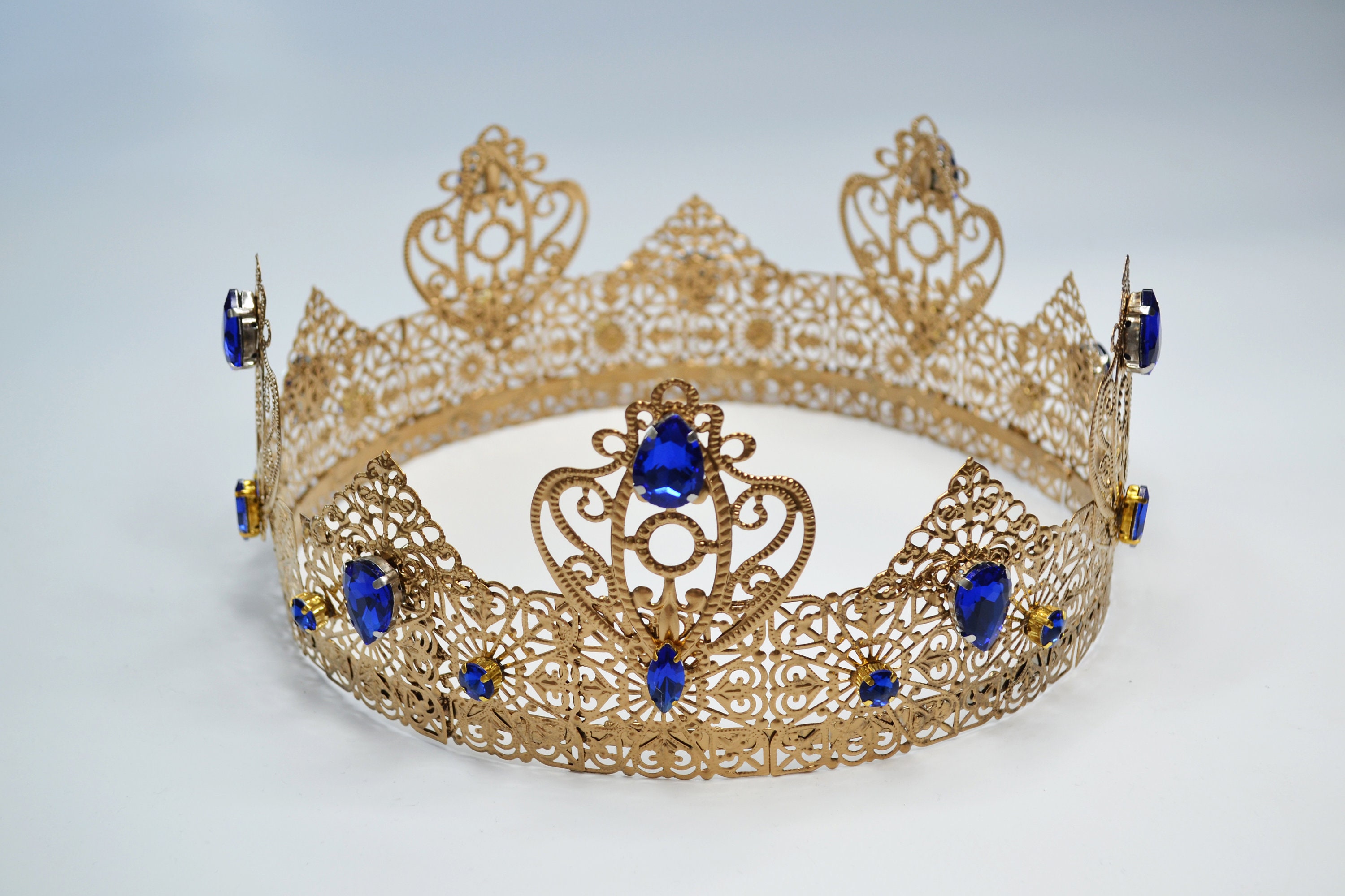 Blue King Crowns