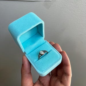 Elegant Velvet Ring Box, Proposal Jewelry Gift Box (1.75”H*2”W*2.25”L ...