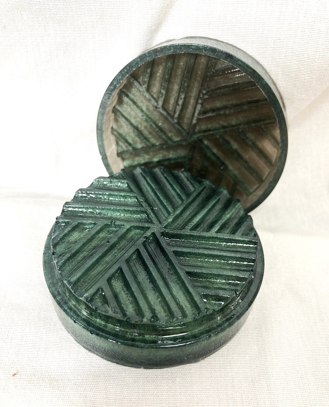 Toothless Grinder Dark Green Weed Herb Crusher Epoxy Resin - Etsy