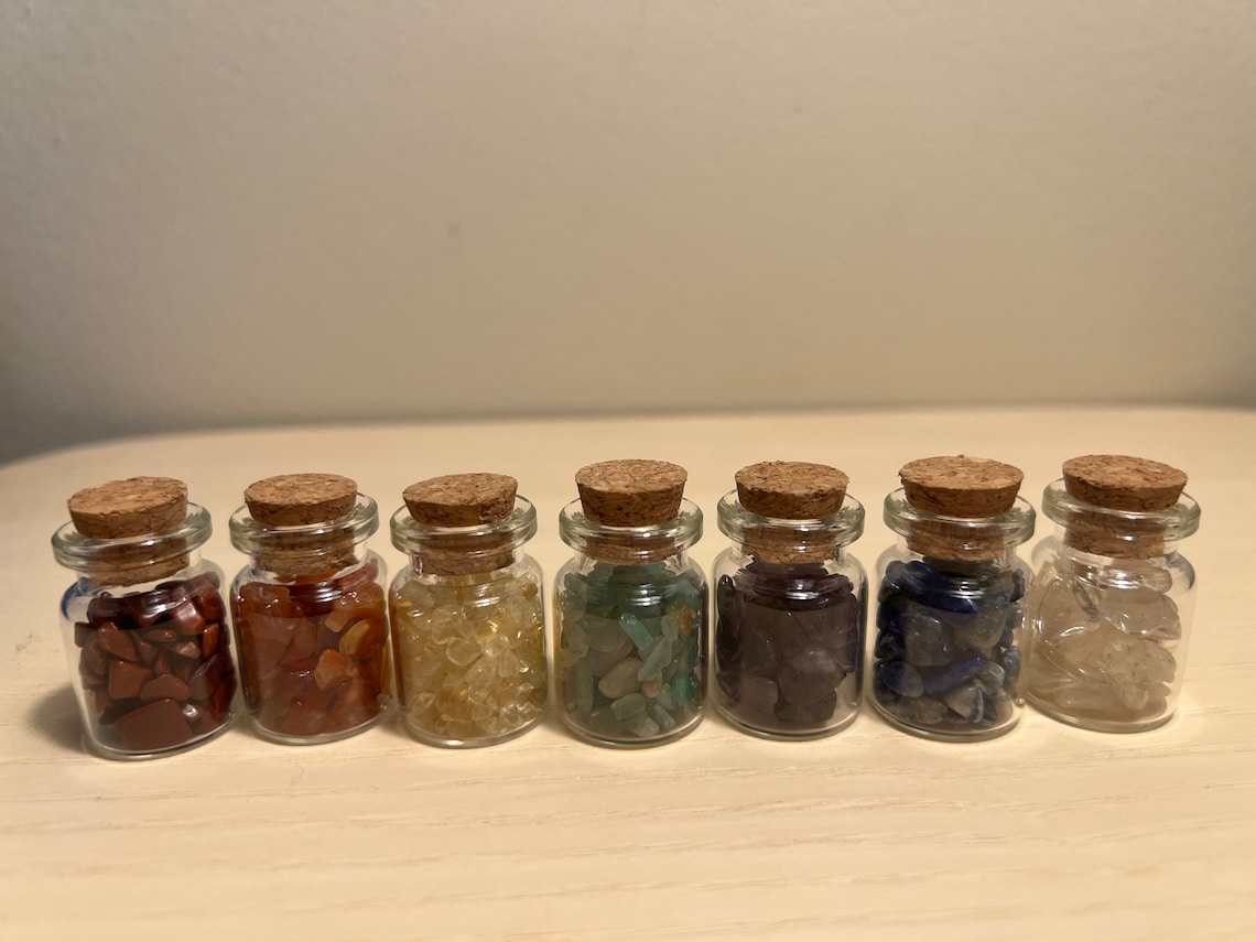 7 Chakra Mini Crystal Glass Jar Set Crystal Gift Gemstone - Etsy