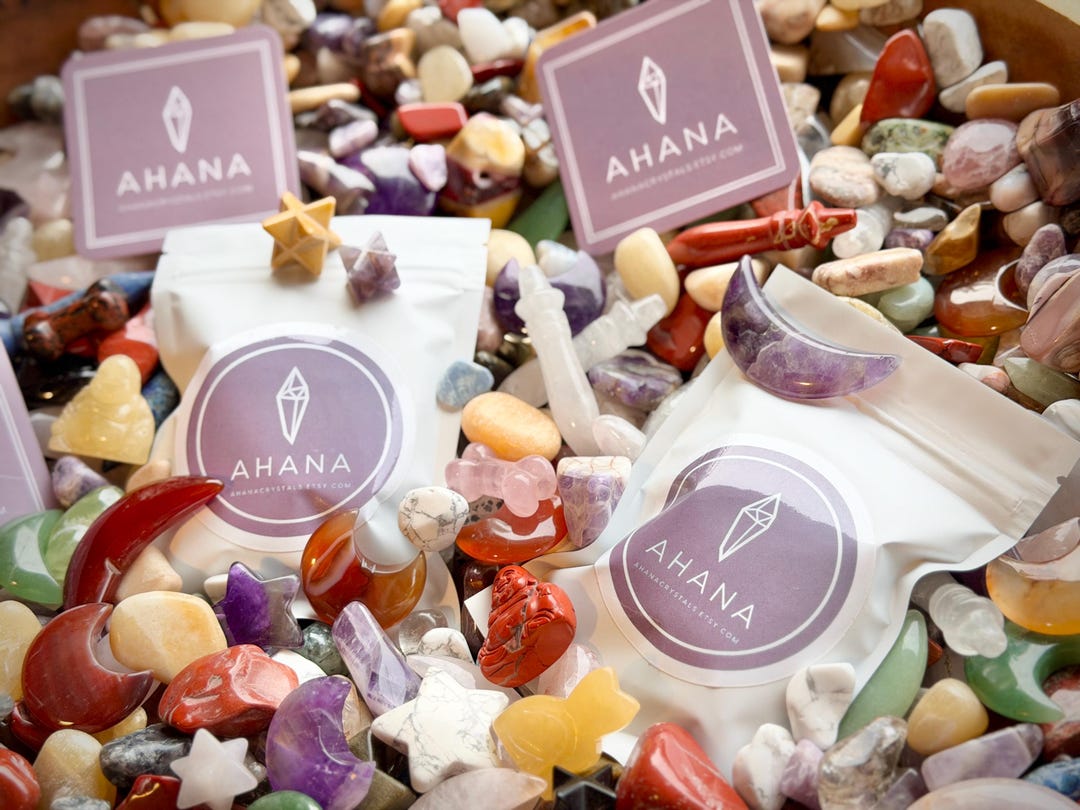 NEW! Spirit Scoop Crystal Confetti - 125g (4.5oz) Themed Crystal Scoops ...