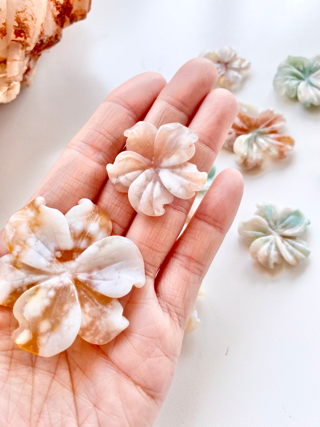 Flower Agate Elegant Flower Blossom Shape Carving Large (4.5cm 1.75” In ...