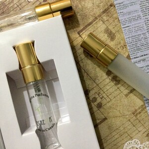 Art Deco "goodnight Kiss" Perfume Spray: Apple, Plum & Cranberry Eau De ...