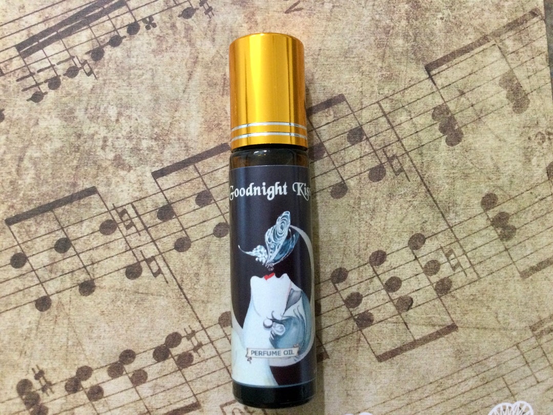 Goodnight Kiss Perfume Oil: 1920s Art Deco, Apple Plum Scent - Etsy