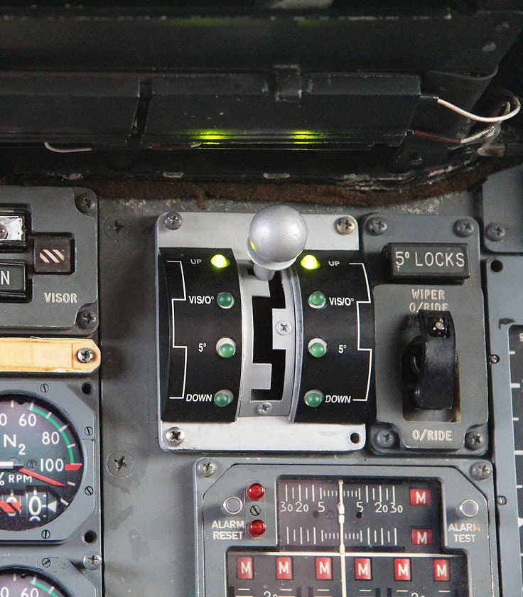 VISOR/NOSE CONCORDE replica of the Tilting Nose Control-visor Concorde ...