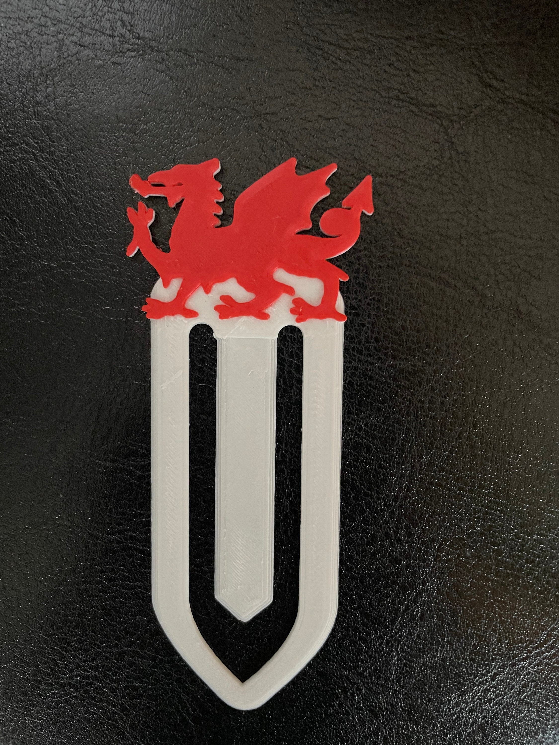 3D Printed Welsh Dragon Bookmark Novelty St David's Day Reading Dragon ...