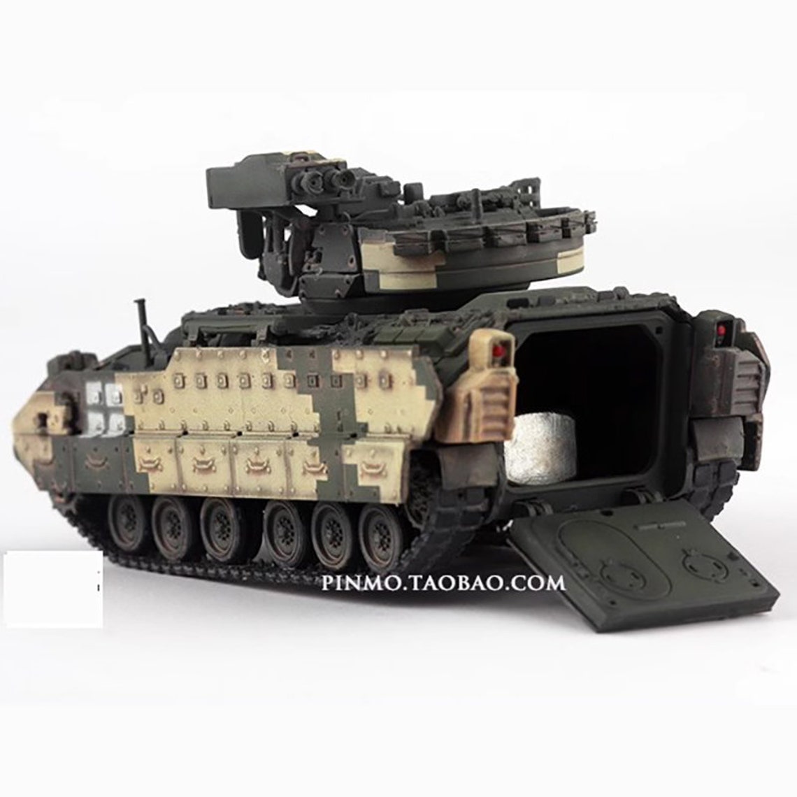 M2A2 Bradley Infantry Tank 1:72 Ratio Militarized Combat Alloy Plastic ...