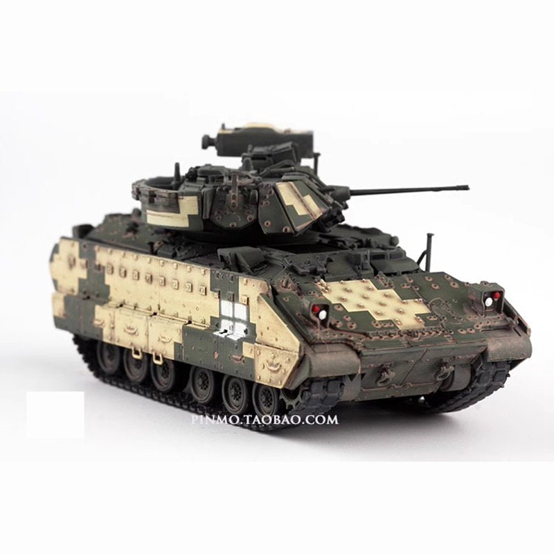 M2A2 Bradley Infantry Tank 1:72 Ratio Militarized Combat Alloy Plastic ...