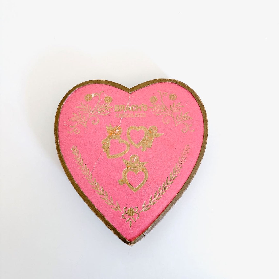 Vintage VALENTINES BRACH'S CHOCOLATES Candy Box Pink Heart Box Cupids ...