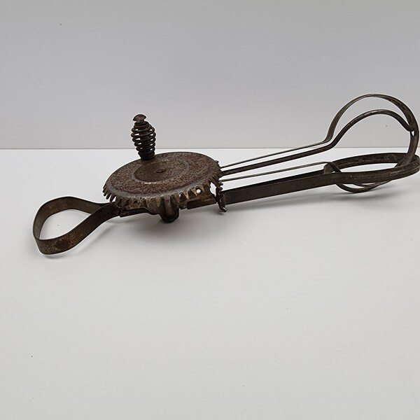 Antique Hand Mixer - Etsy