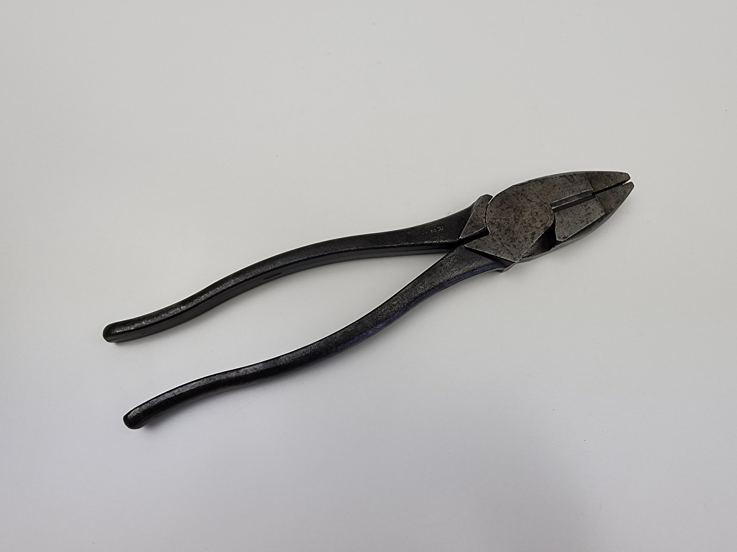 Vintage KLEIN TOOL D213-9NE Linesman Pliers 9 Side Cutters Pliers USA ...