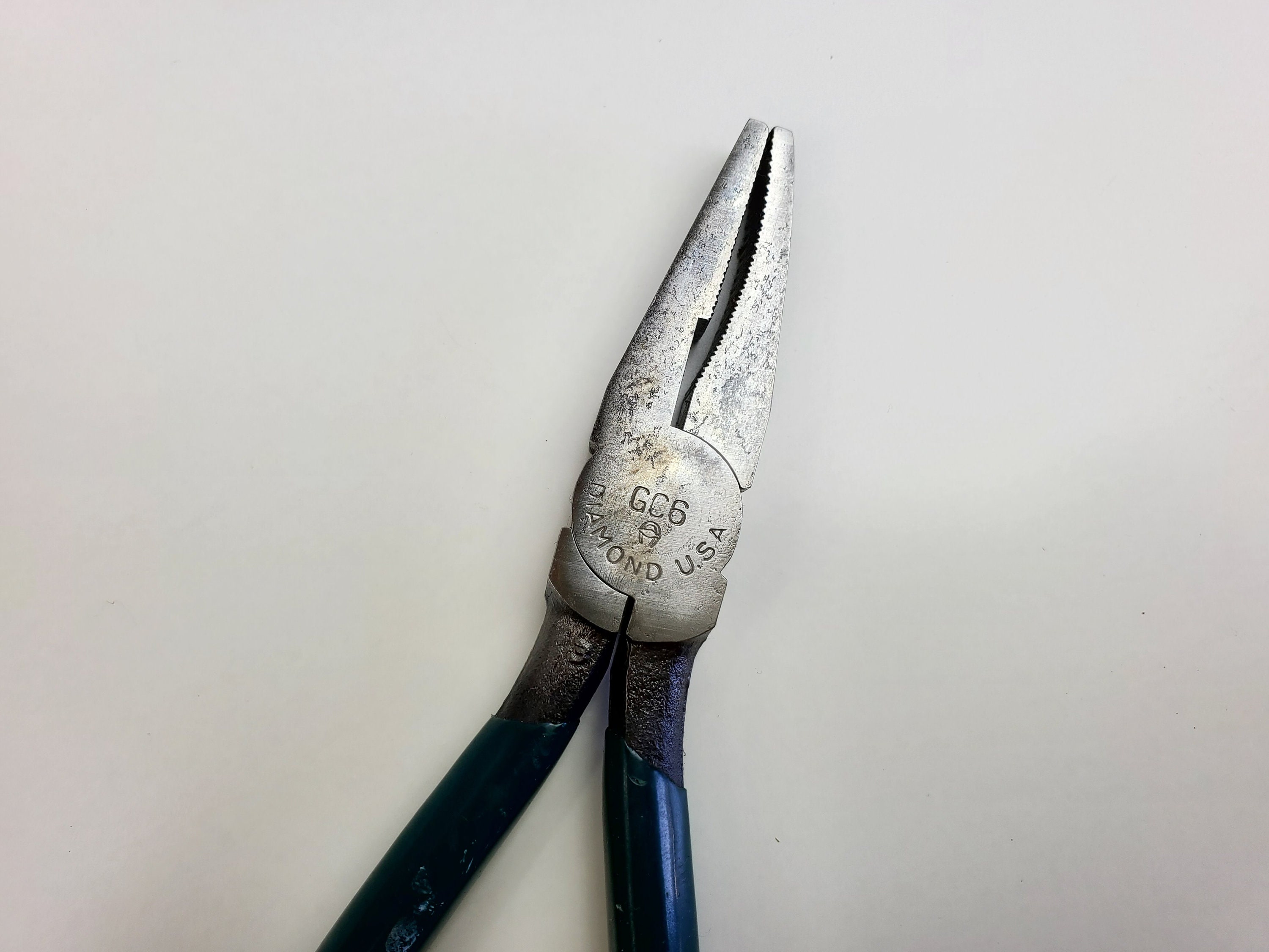 Vintage DIAMOND GC6 Curve Jaw Glass Pliers With Vinyl Grips USA - Etsy