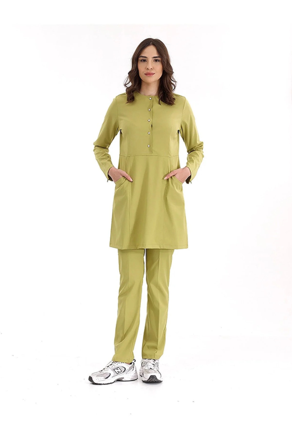 Professional and Fashionable: Modest Scrub Set for Muslim Nurses and ...