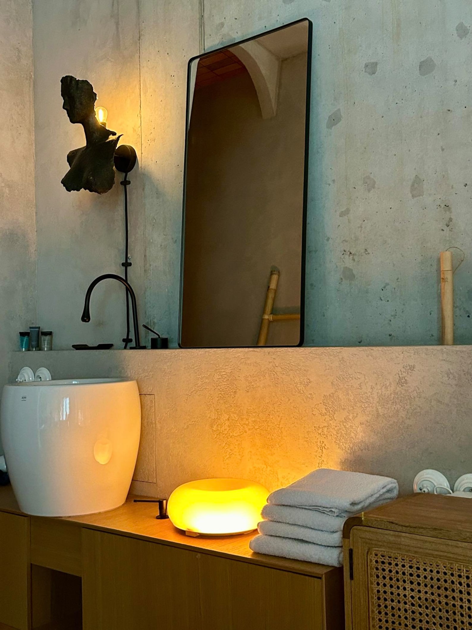 Ikea VARMBLIXT Table/wall Lamp, Limited Edition Ikea Donut Lamp, Sabine ...