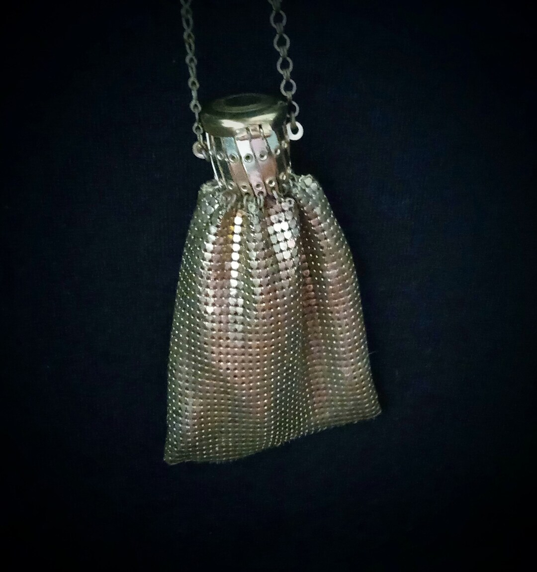 Haunted Heiress Art Deco Flapper Girl Purse Haunted Boutique Spirit ...