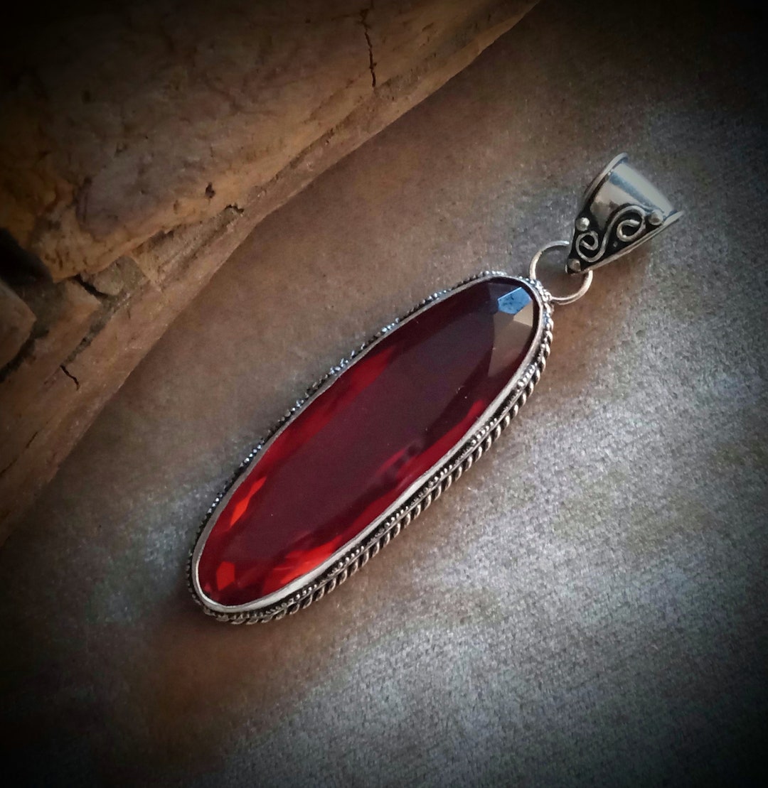 Gothic Vampire Underground Subculture Haunted Companion Occult ...