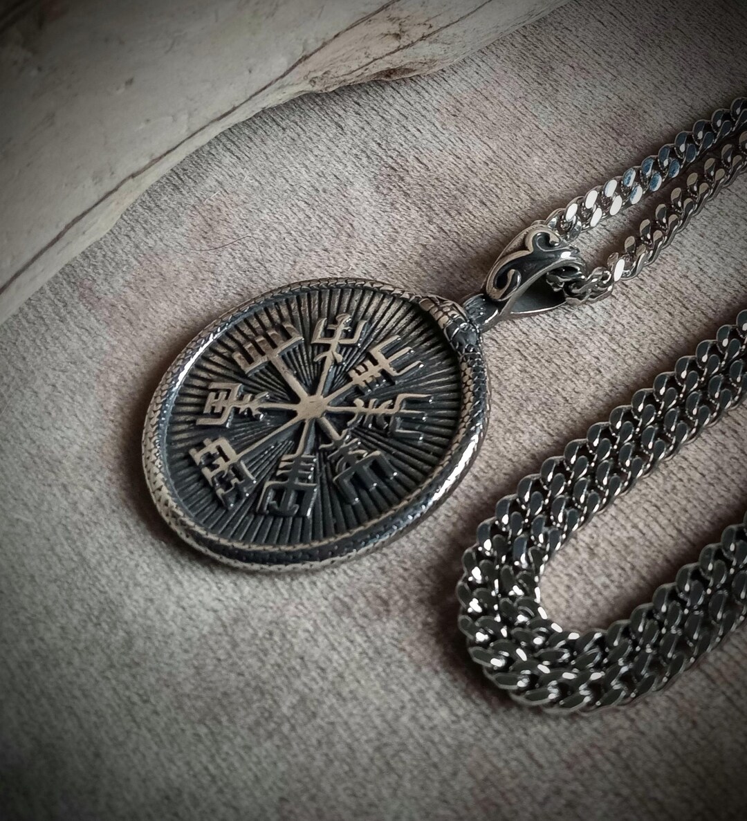 Viking Rune | 8 Rune Staves of the Viking Vegvisir | Valhalla Portal ...