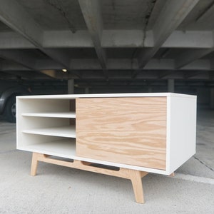 Mid Century Modern Media Console / Table - Etsy