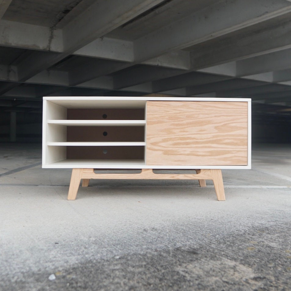 Mid Century Modern Media Console / Table - Etsy