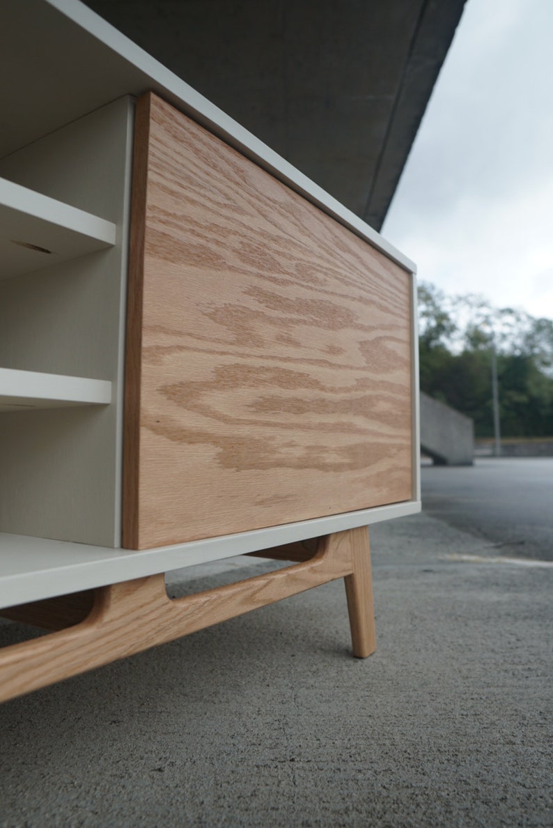 Mid Century Modern Media Console / Table - Etsy