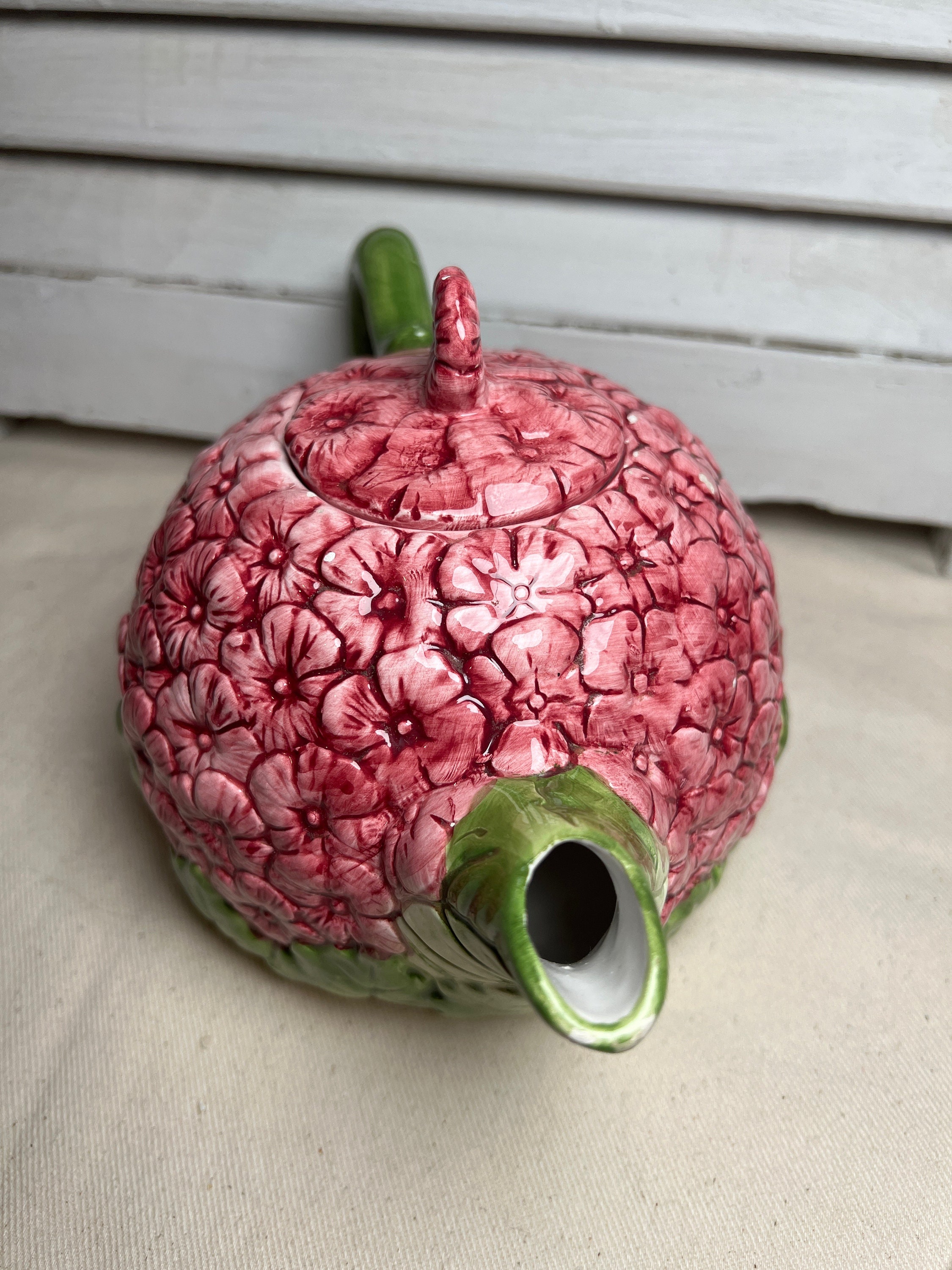 Vintage Hydrangea Tea Pot - Etsy