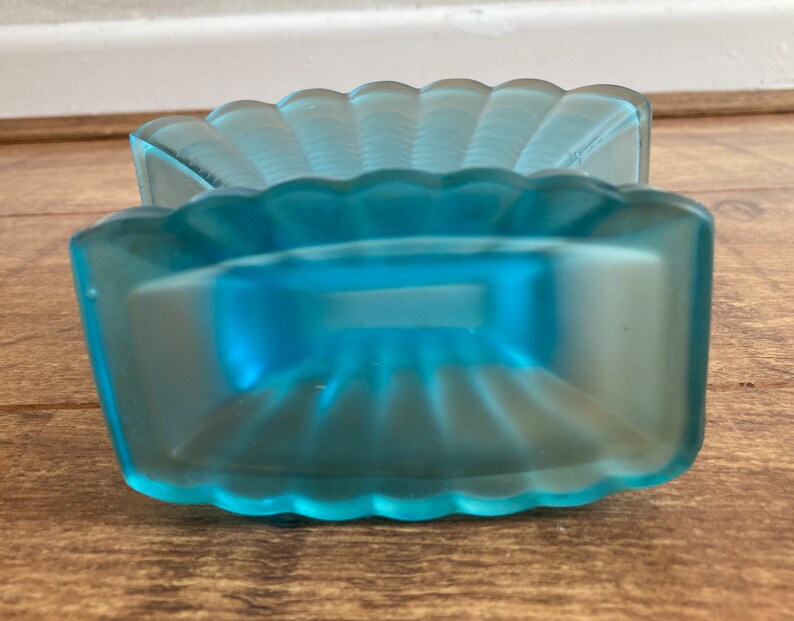 Vintage Art Deco Davidson Blue Frosted Glass Vase C.1930’s - Etsy