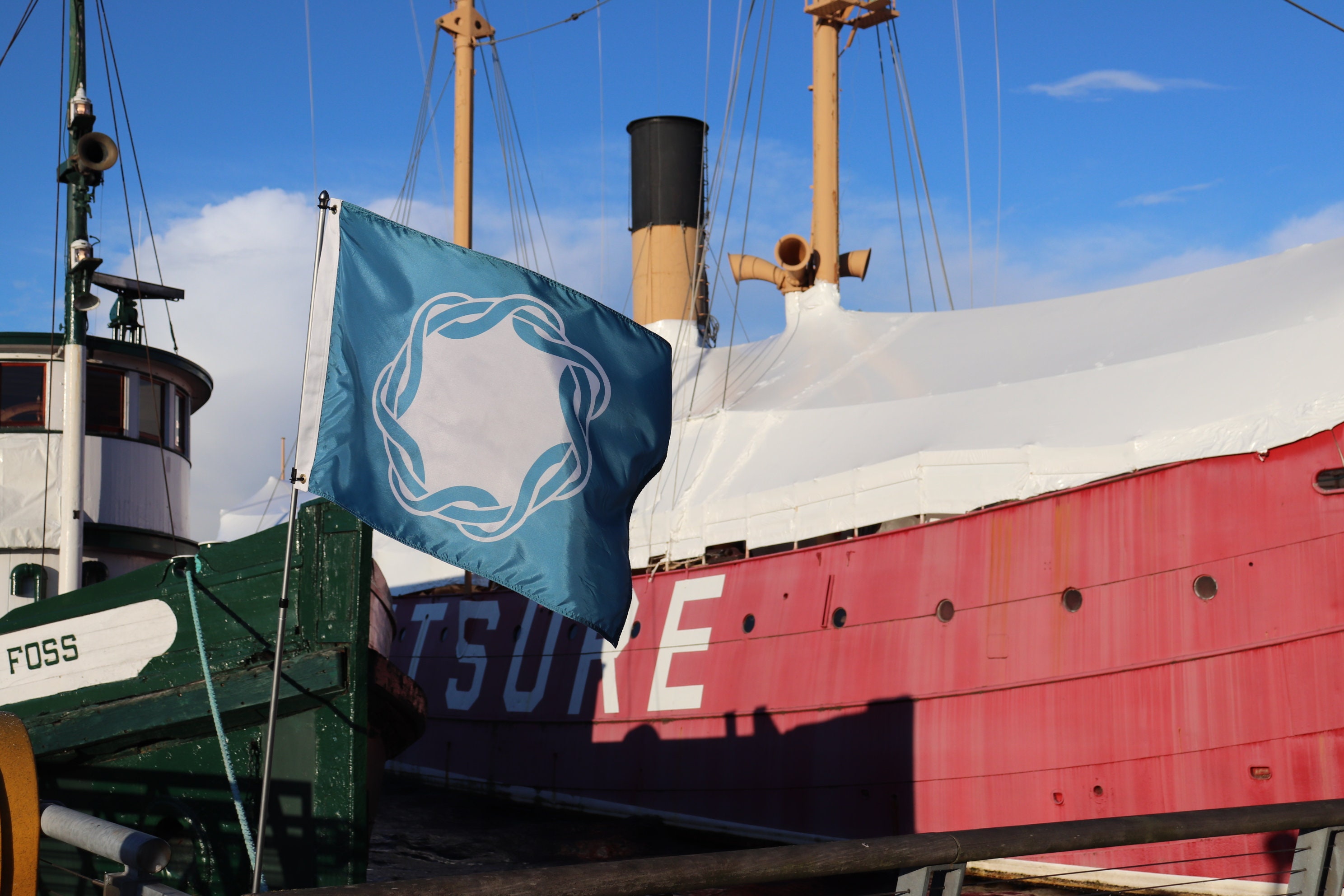 Products — Seattle Flag