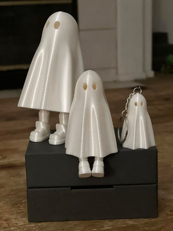 3D Printed Standing zou Ghost Figure /keychain - Etsy