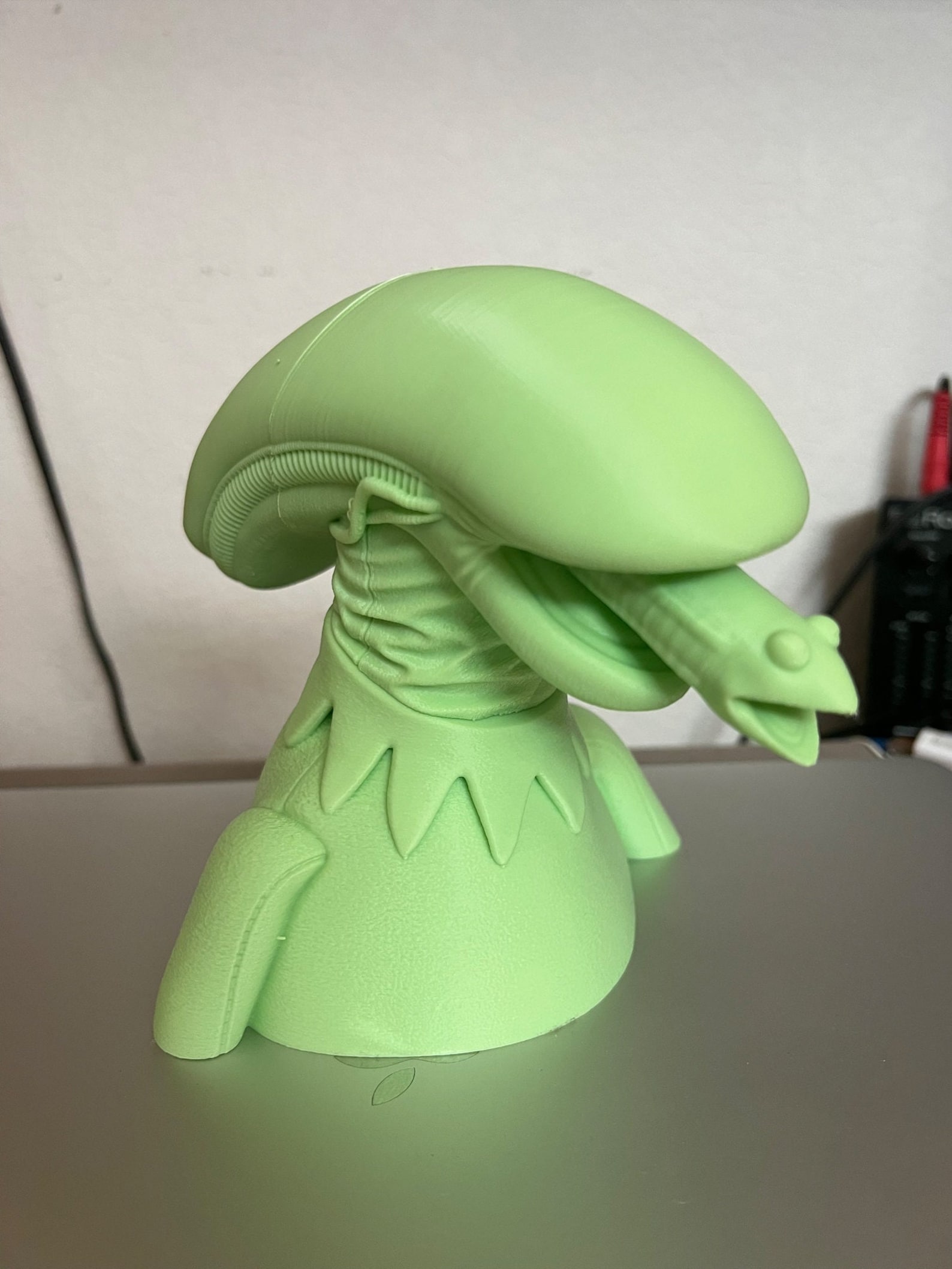Kermit the Xenomorph 3D Printed Model by Hex3d - Etsy