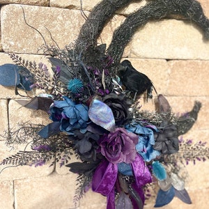 Crescent Moon Wreath, Black Sparkly Halloween Wreath With Silver Skull ...