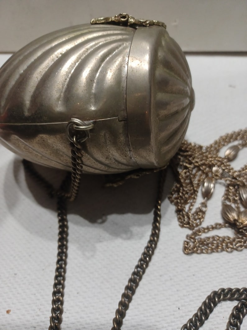 Vintage Metal Clam Shell Purse Metallic Seashell Pattern Black Velve - Etsy