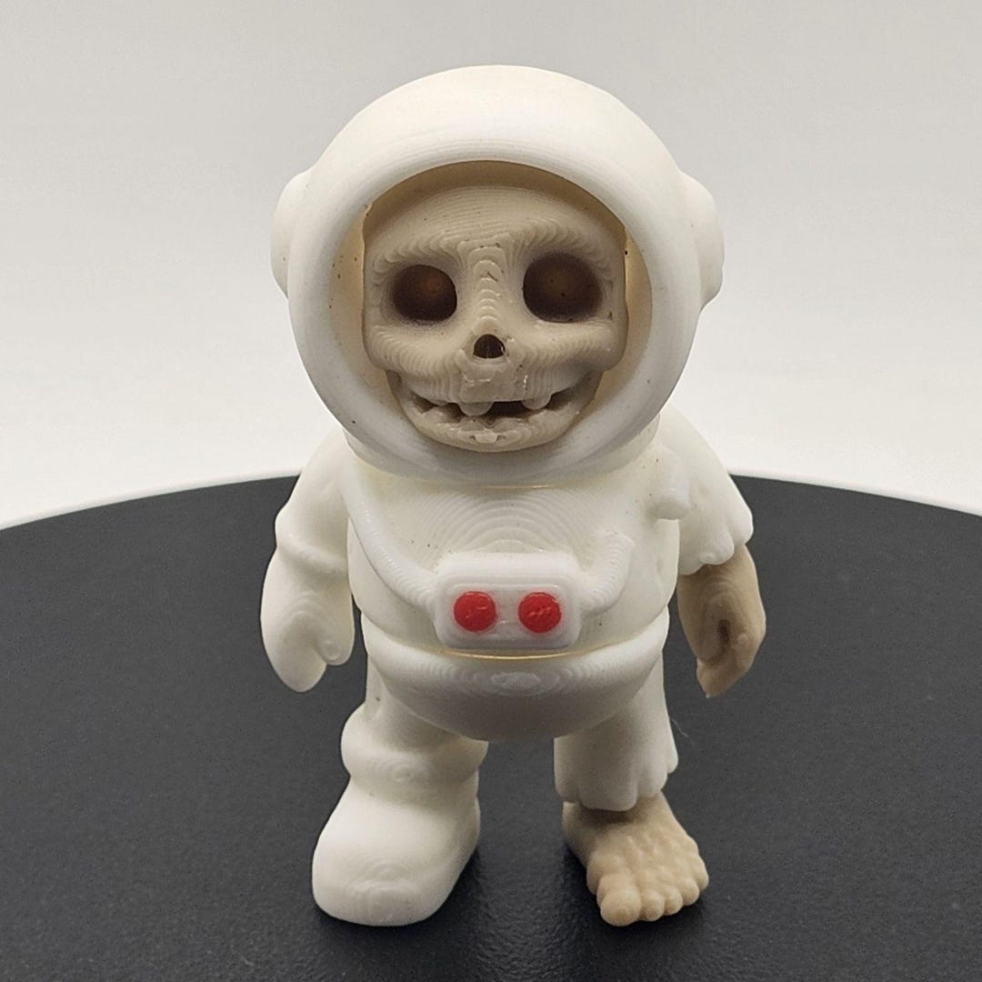 Skeleton Astronaut Fidget Buddy - 3D Printed Articulated Sensory Toy by ...