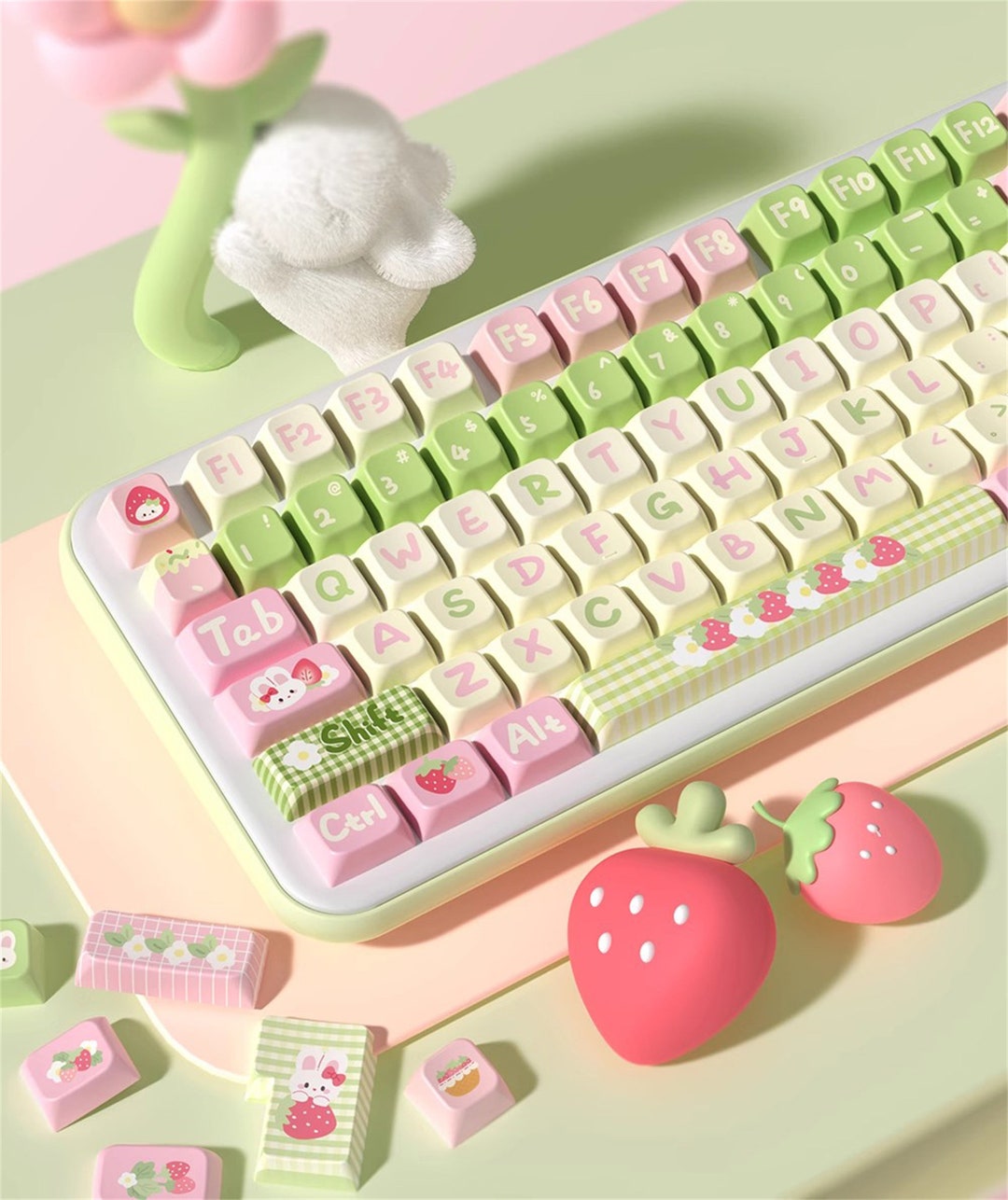 Cute Strawberry Bunny Theme Keycap Set, MDA Profile Keycap Set, PBT ...