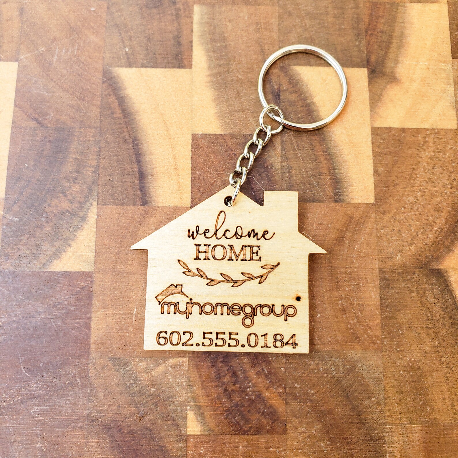 Real Estate Agent Personalized "house" Keychain, House Shaped Keychain ...