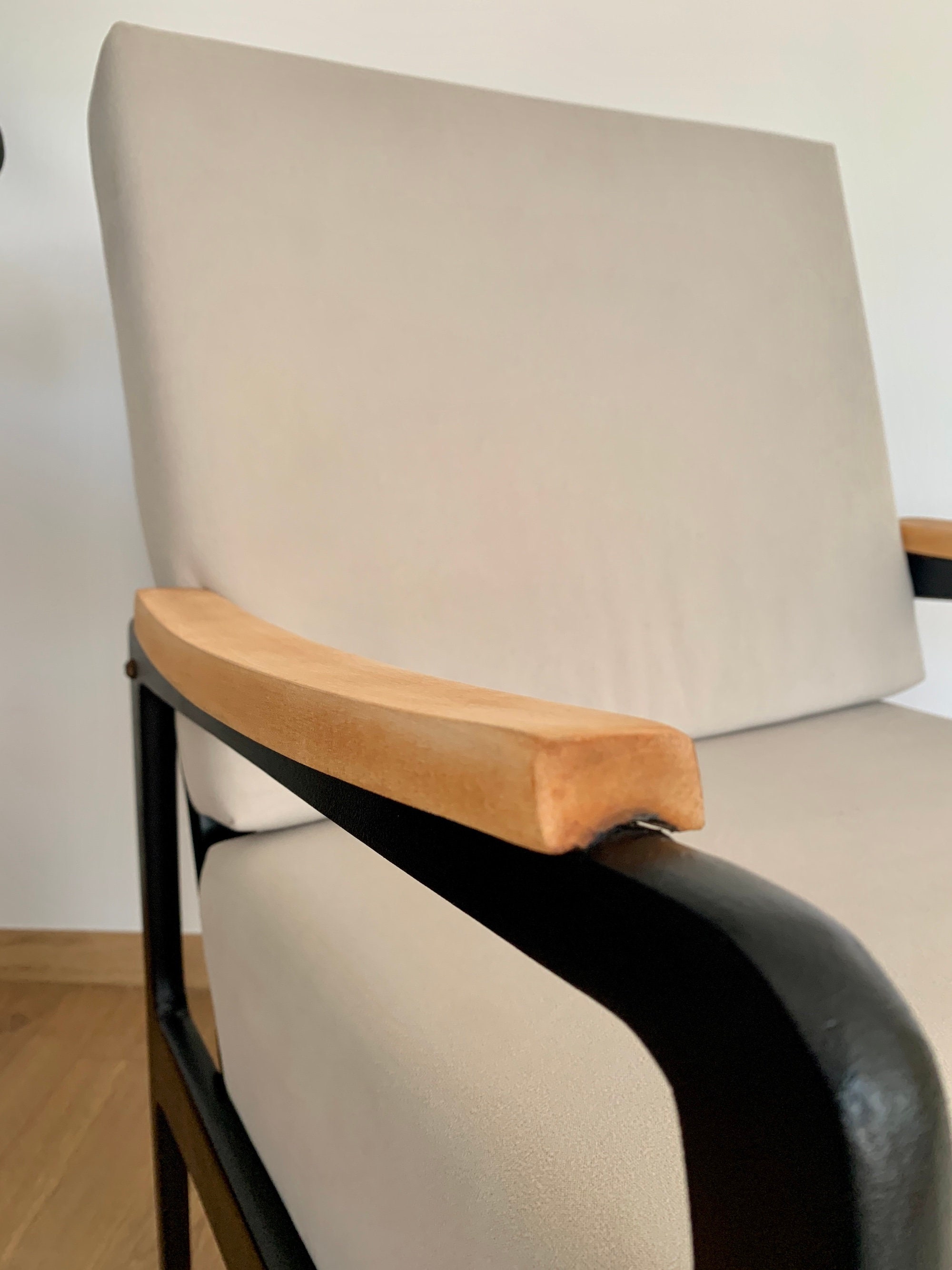 Restored Midcentury Armchair / Vintage Armchair / Upholstered - Etsy