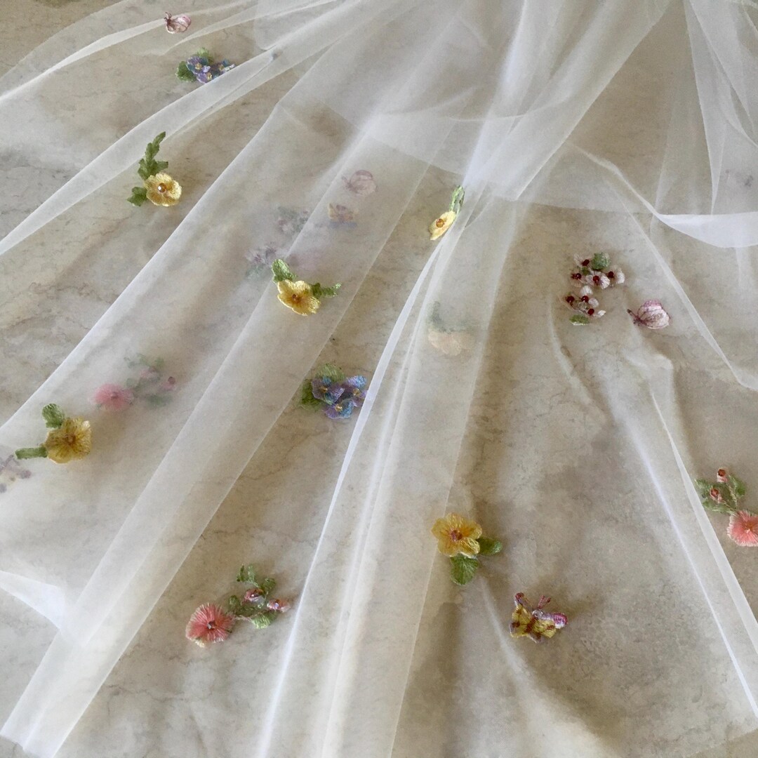 POSIE, Flower Patch Blusher Veil - Etsy