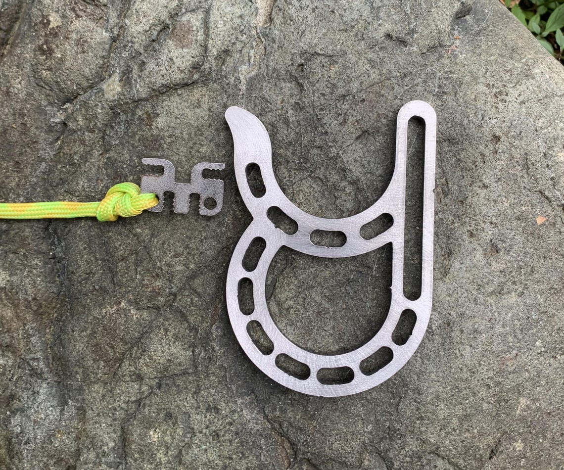 Camping Hook | Backpacking Hanging Clip | Hunting Hook | Tree Hanger ...