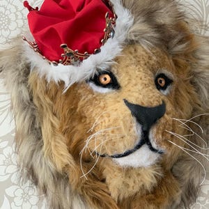 Realistic Faux Lion Head Wall Art Faux Animal Heads King of the Jungle ...