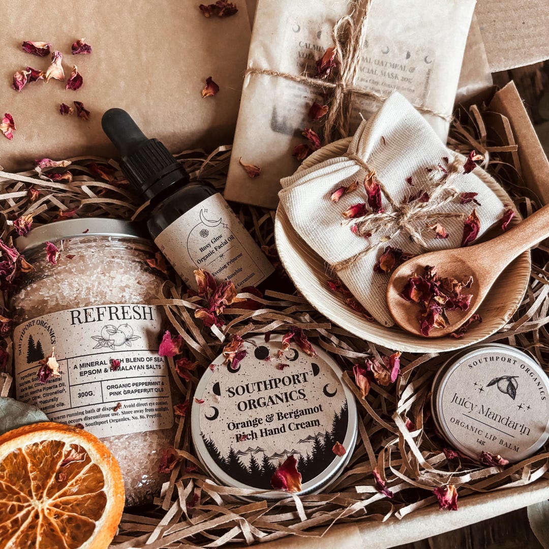 Luxury Beauty Spa Box With Handmade Organic Bath Salts, Facial Oil ...