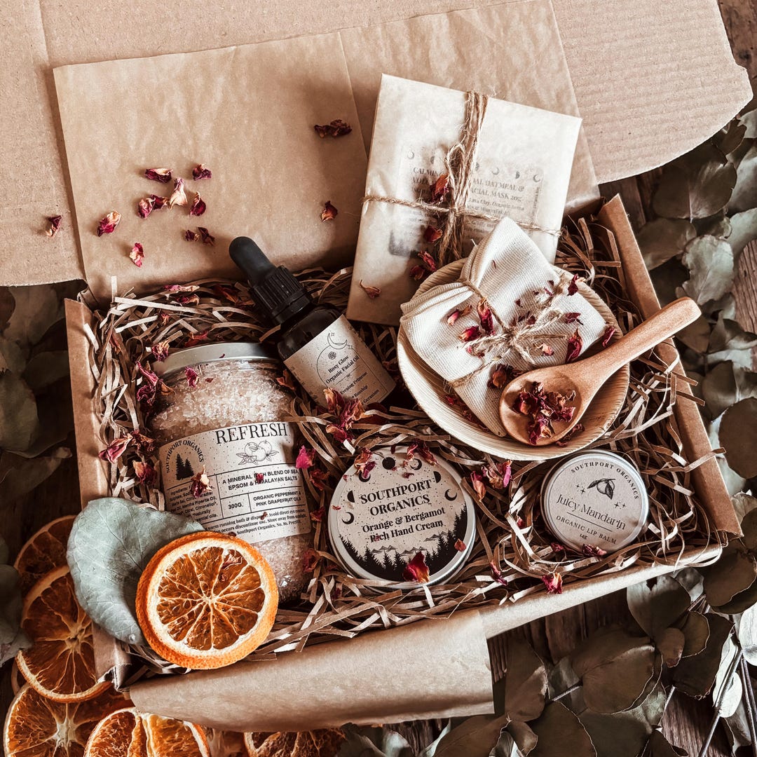 Deluxe Spa Gift Box With Handmade Bath Salts, Facial Skincare Mask ...