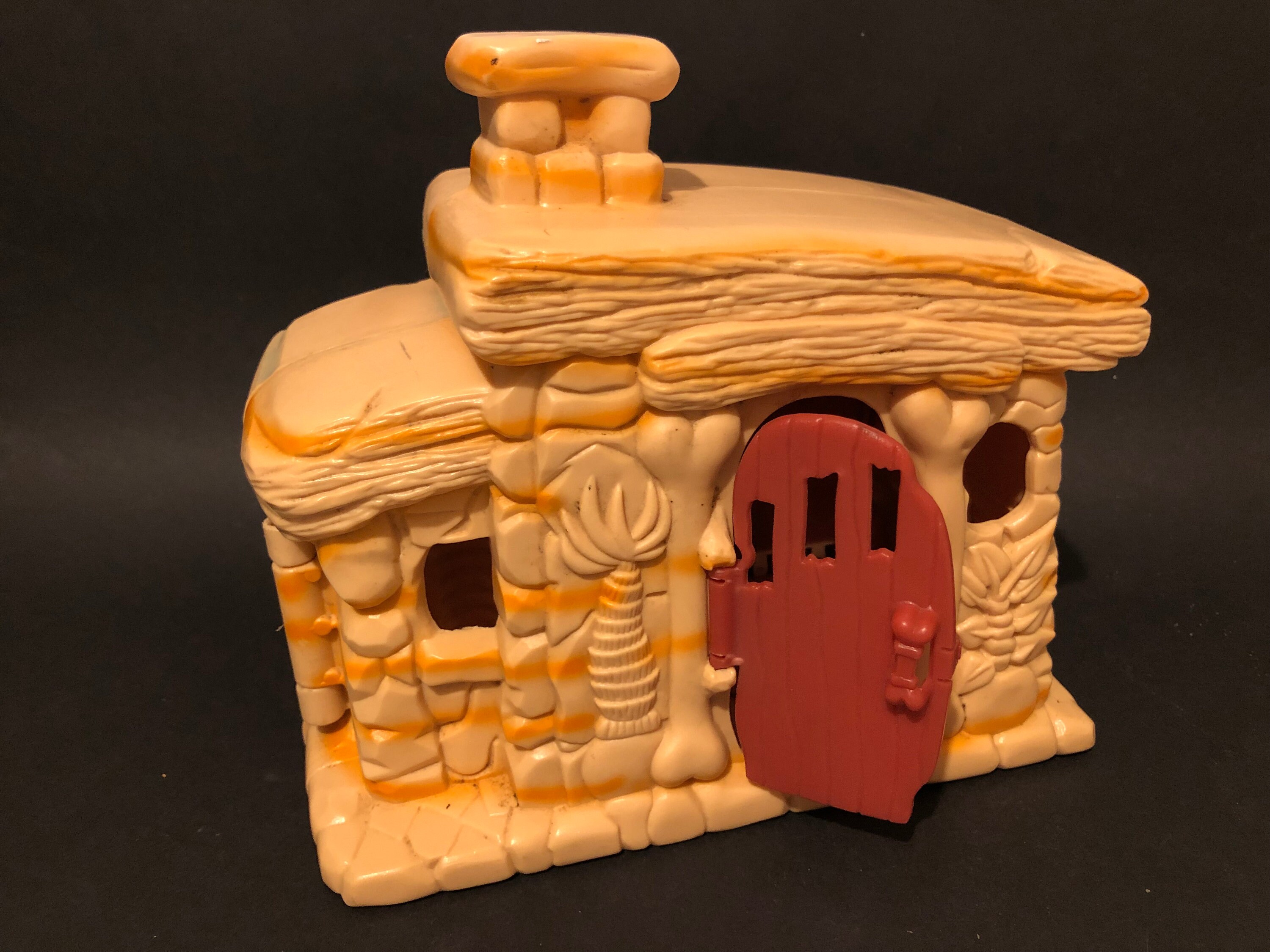 Flintstones House Which Pulls Out Scenes to Become Bedrock Bowl-o rama ...