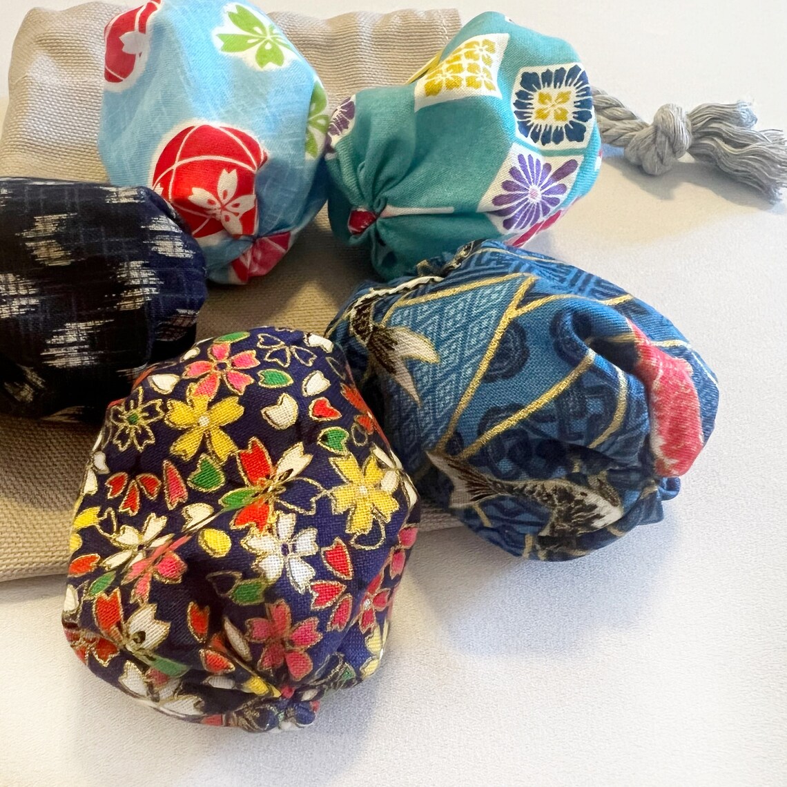 Otedama Set / Otedama Japanese Juggling Ball Game of Jacks - Etsy