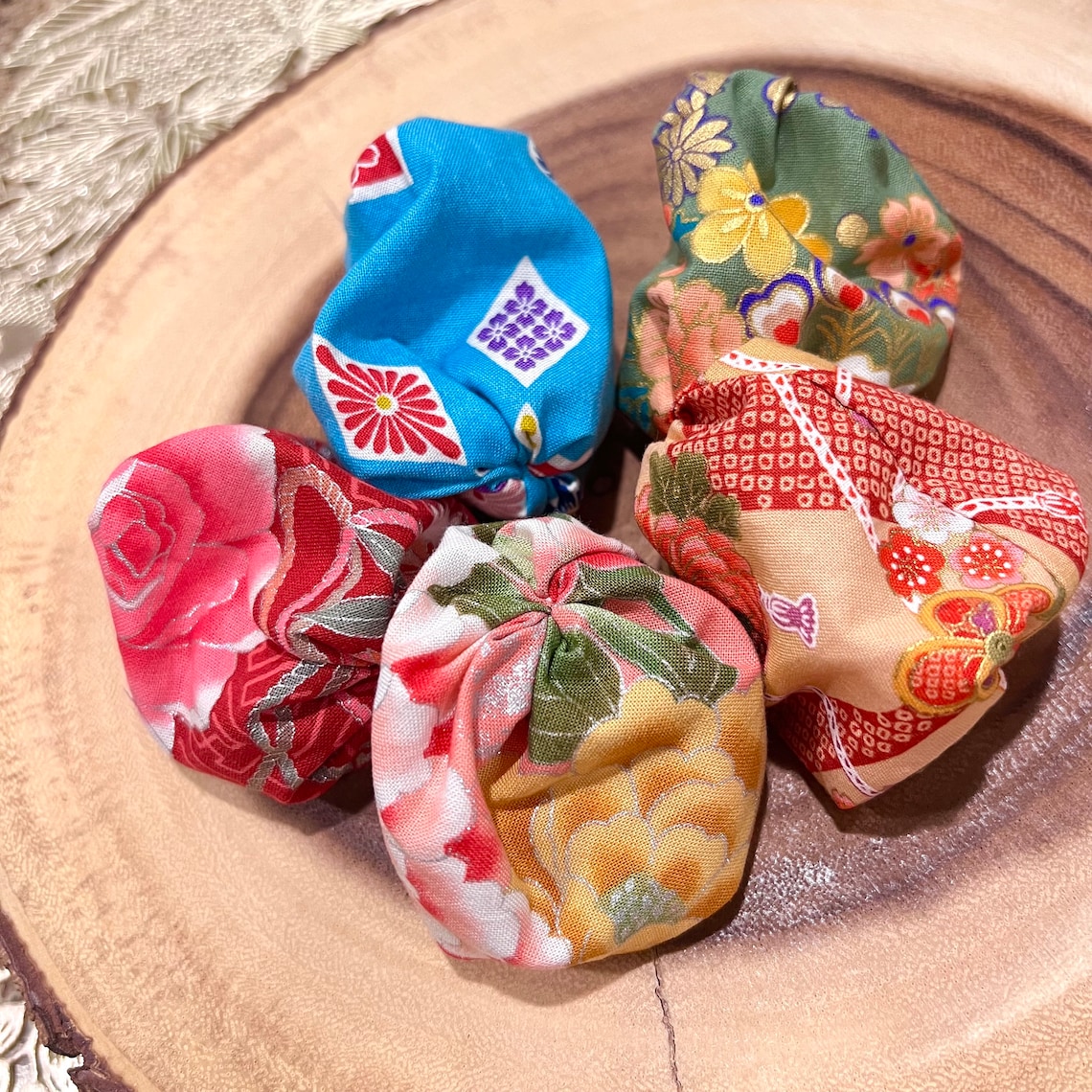 Otedama Set / Otedama Japanese Juggling Ball , Game of Jacks, Mini Juggling Bean Bags, Holiday ...