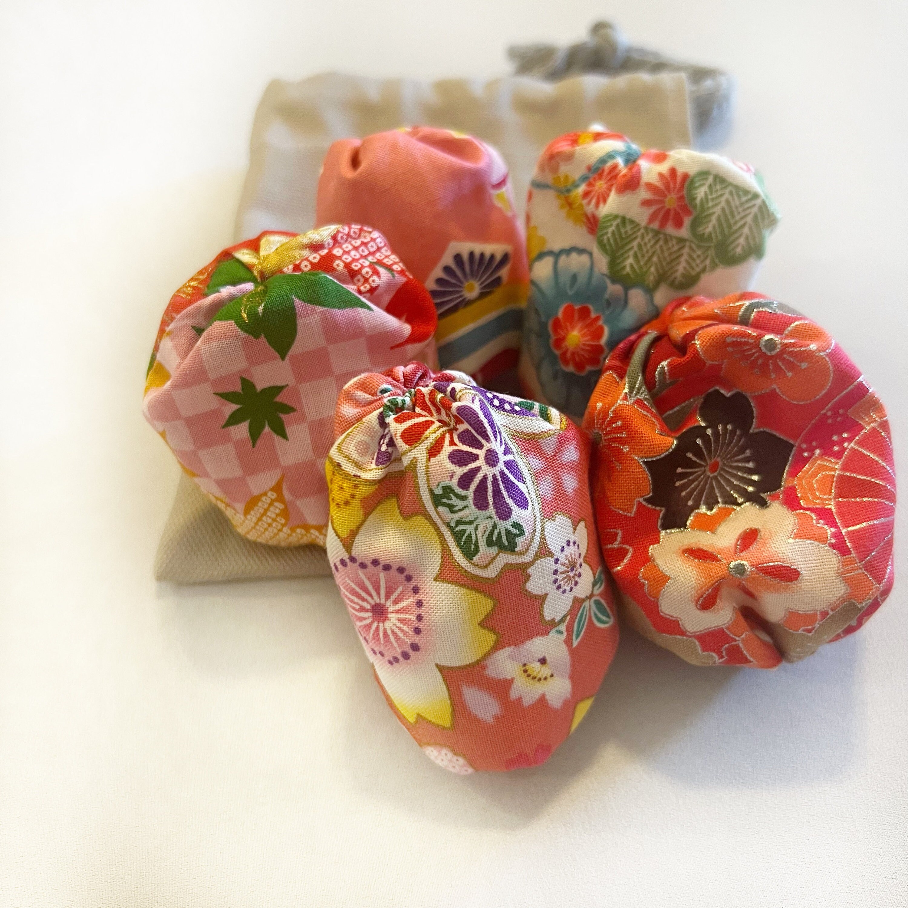 Otedama Set / Otedama Japanese Juggling Ball Game of Jacks - Etsy