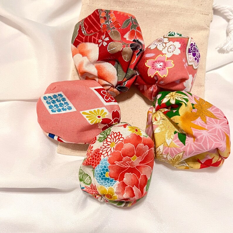 Otedama Set / Otedama Japanese Juggling Ball Game of Jacks - Etsy