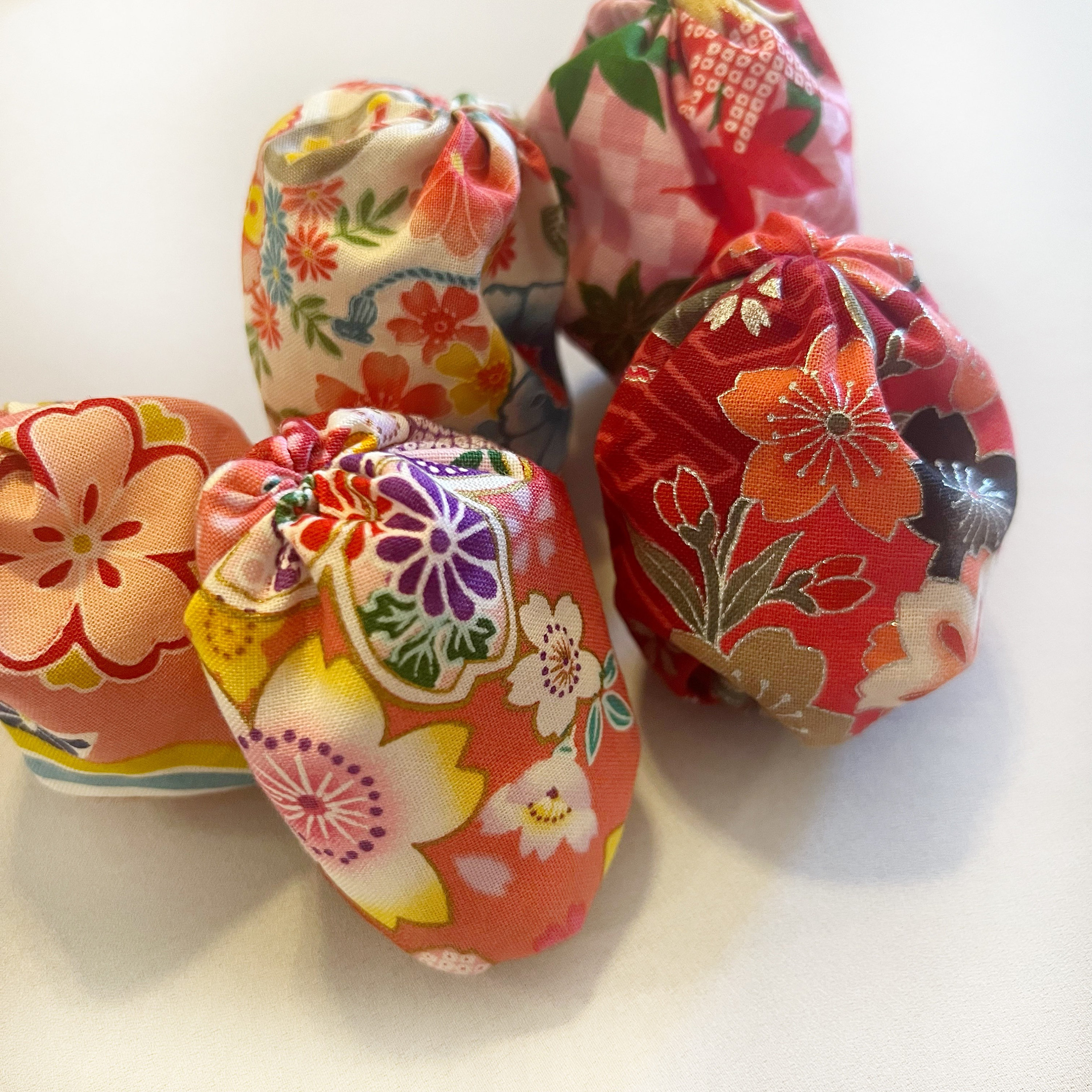 Otedama Set / Otedama Japanese Juggling Ball Game of Jacks - Etsy