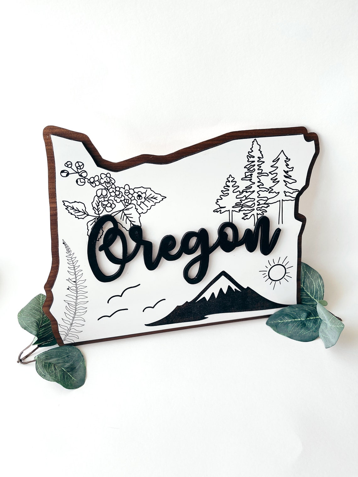 OREGON Wood Wall Art: Map of Oregeon With Local State Flowers - Etsy