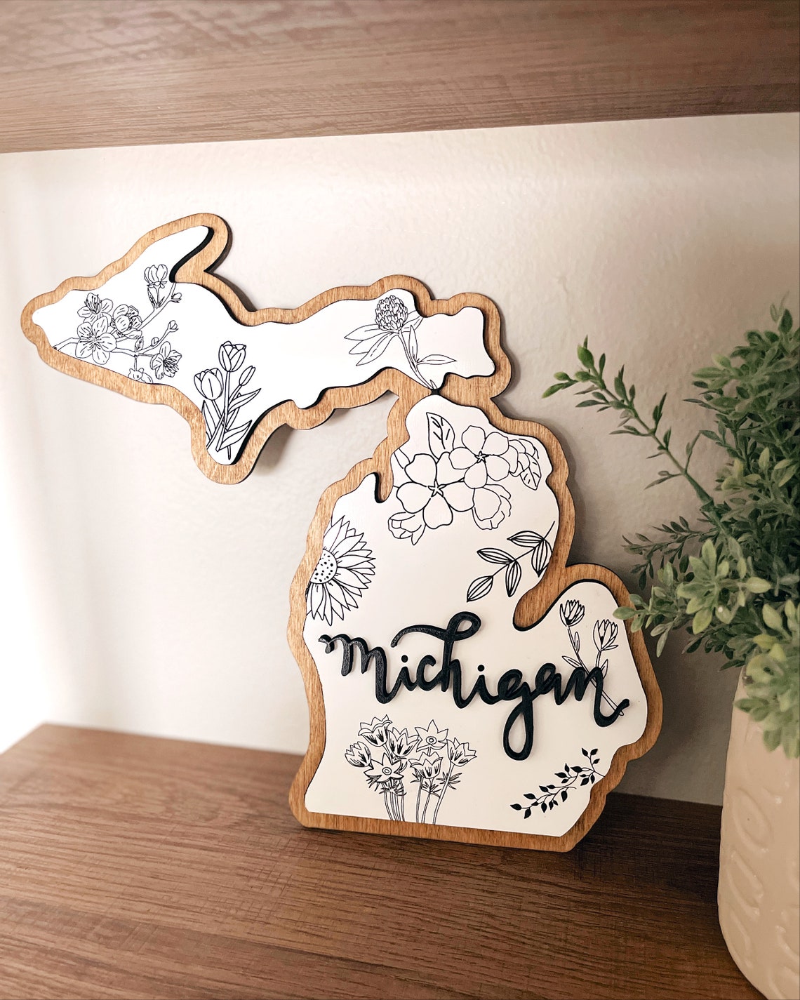 MICHIGAN Wood Wall Art: Map of Michigan With Local State Flowers ...