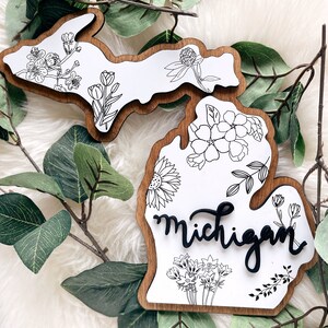 MICHIGAN Wood Wall Art: Map of Michigan With Local State Flowers ...