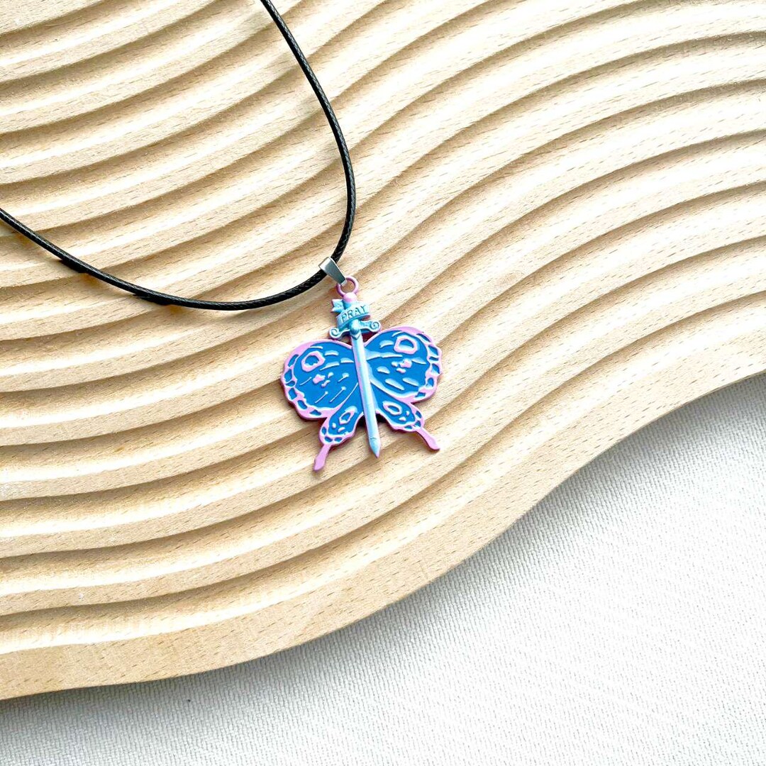 Jojo's Bizarre Adventure Cujoh Jolyne Inspired Butterfly Necklace ...